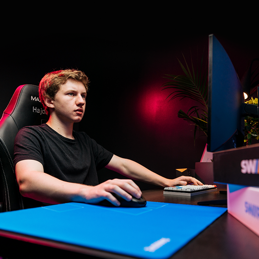 PERFORMANCE 💫 – SWIPE